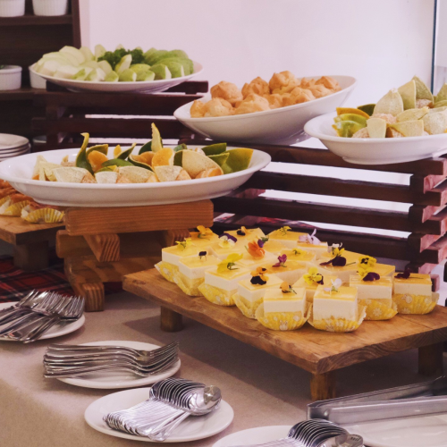 Pocket the secret to cost-effective teabreak party menus in 2023 | Cơm ...